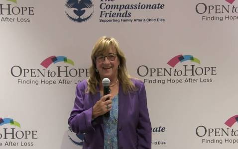 Death of a Parent Archives - Open to Hope